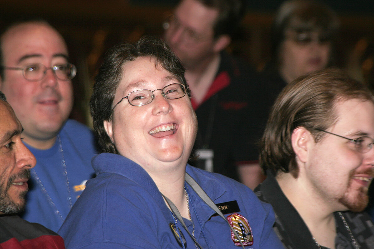 R.I.P. JENNIFER COLE (1967-2024) of STAR TREK: HIDDEN FRONTIER – Fan ...